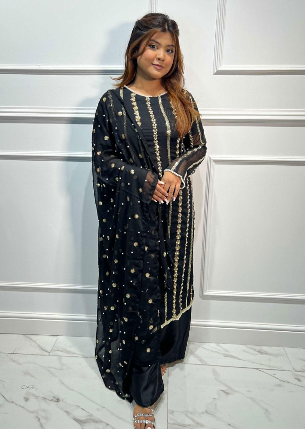 HK260 Zilla - Black Readymade Chiffon Suit – Memsaab