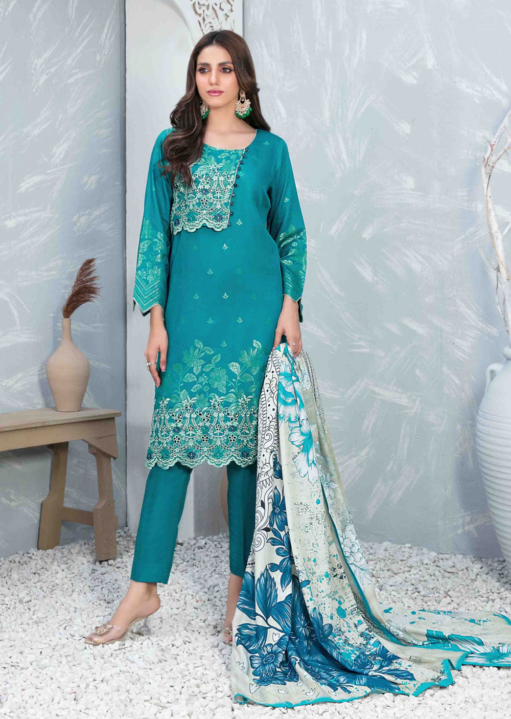 D-9636-R - Readymade - Laira by Tawakkal 2023 – Memsaab