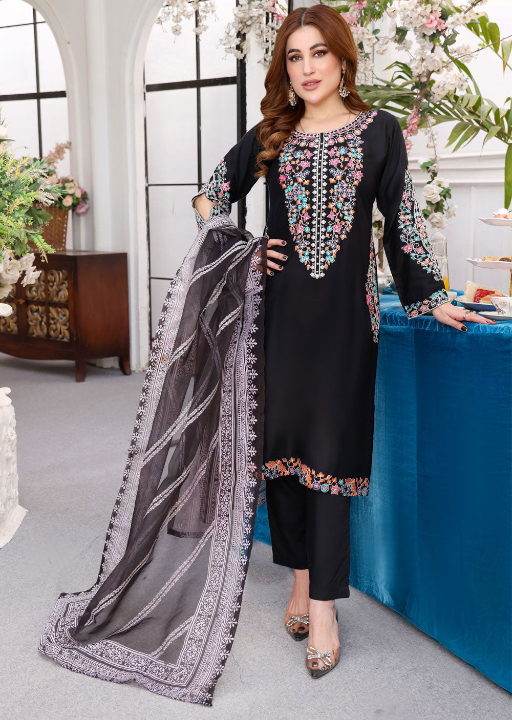 HK248 - Black Readymade Linen Suit Mummy & Me Suit – Memsaab