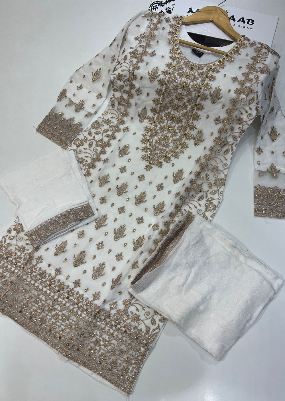 BP1107 White Readymade Organza Suit – Memsaab