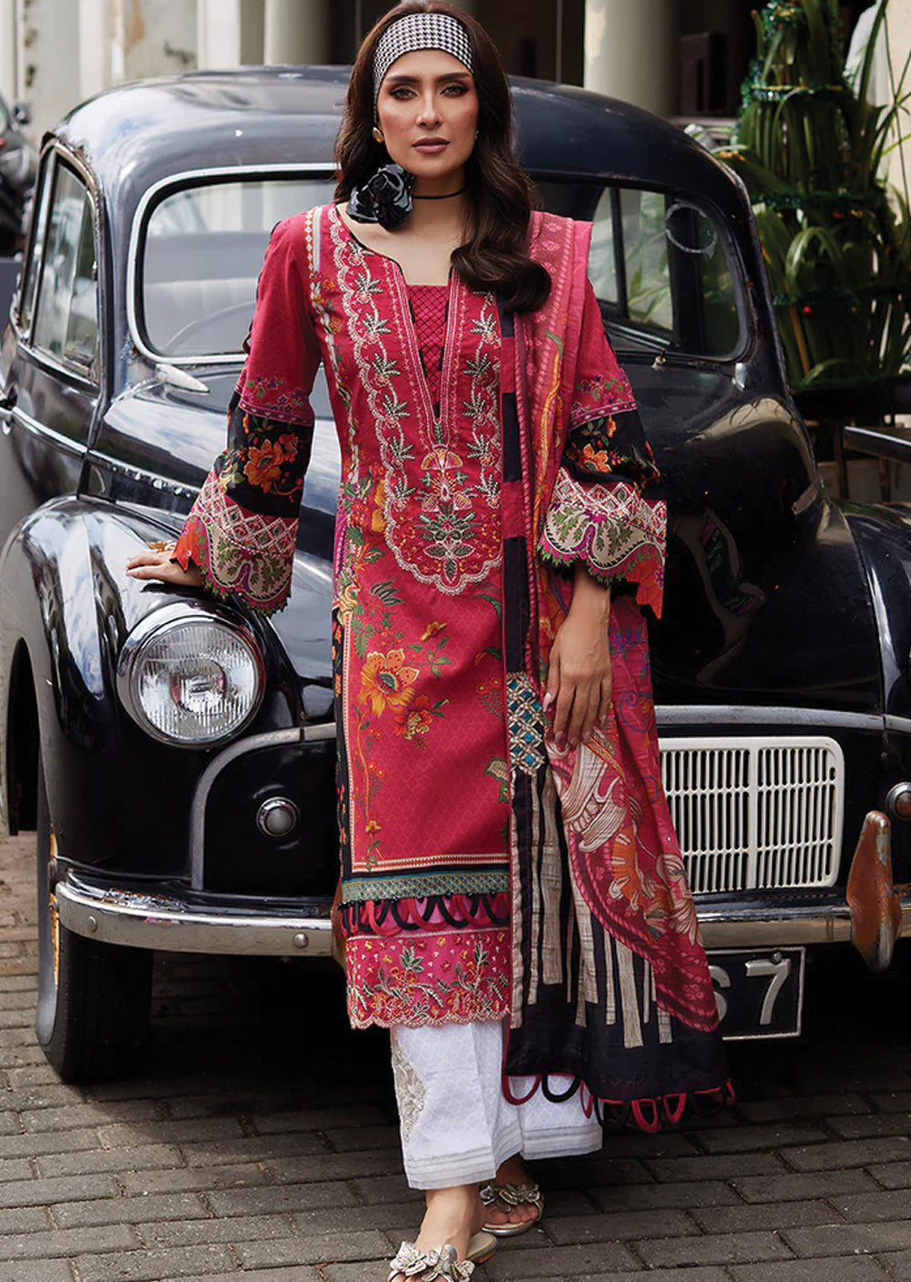 GLSFT-11 - Amelia - Gulaal Saffira Lawn Collection 2025 – Memsaab