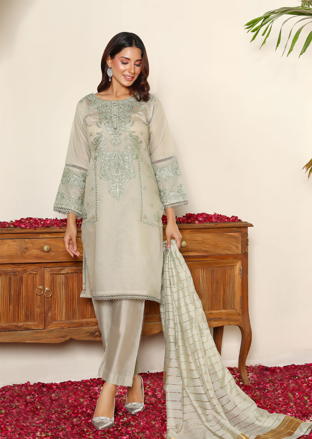 KLD1008 Nooriya - Readymade Khadi Net Suit – Memsaab