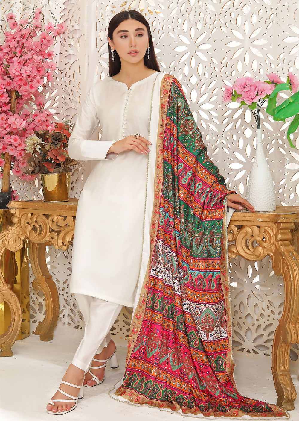 HK210 Ziyaan Readymade Linen Suit – Memsaab