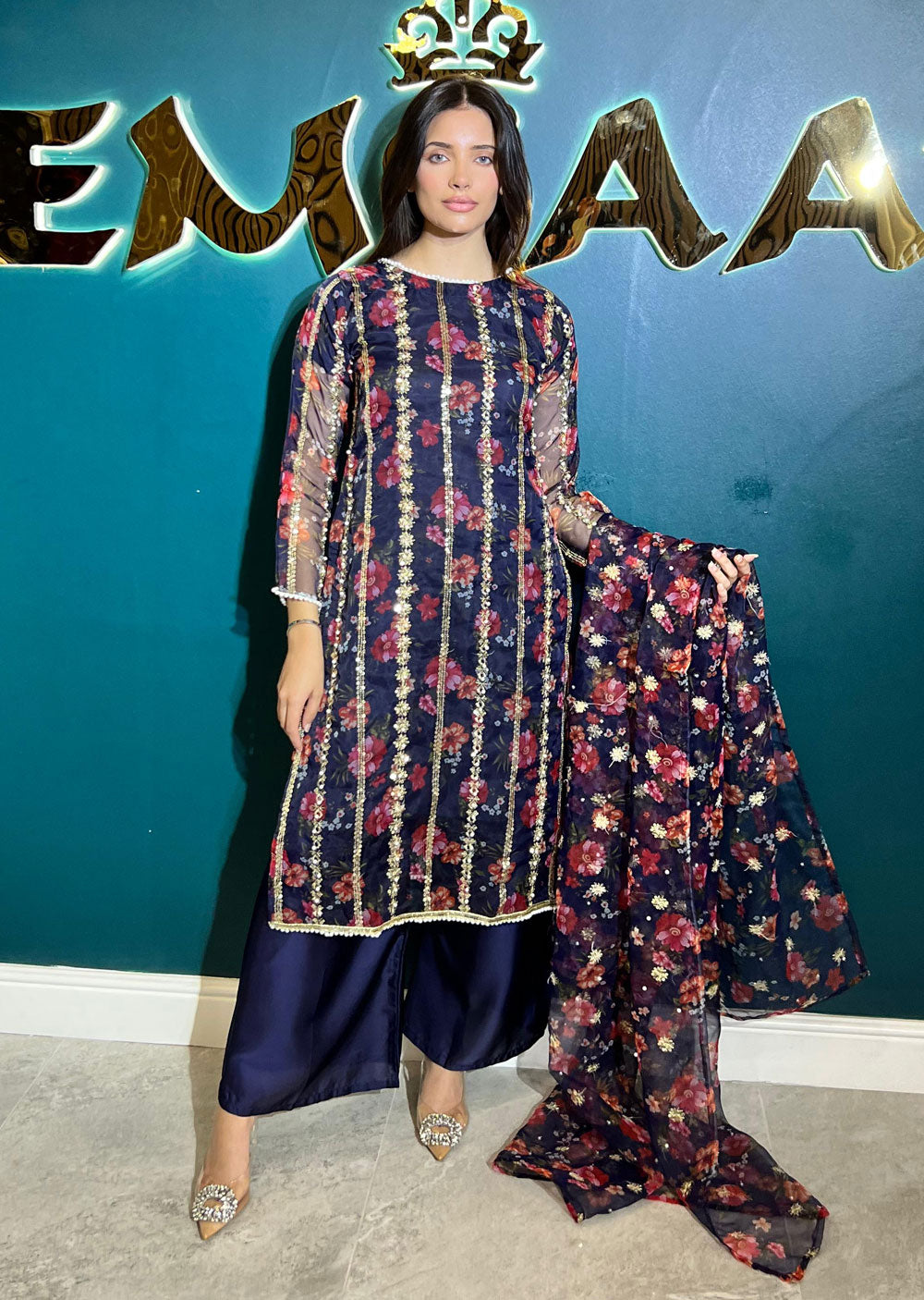 HK269 Zarifa - Readymade Organza Suit – Memsaab