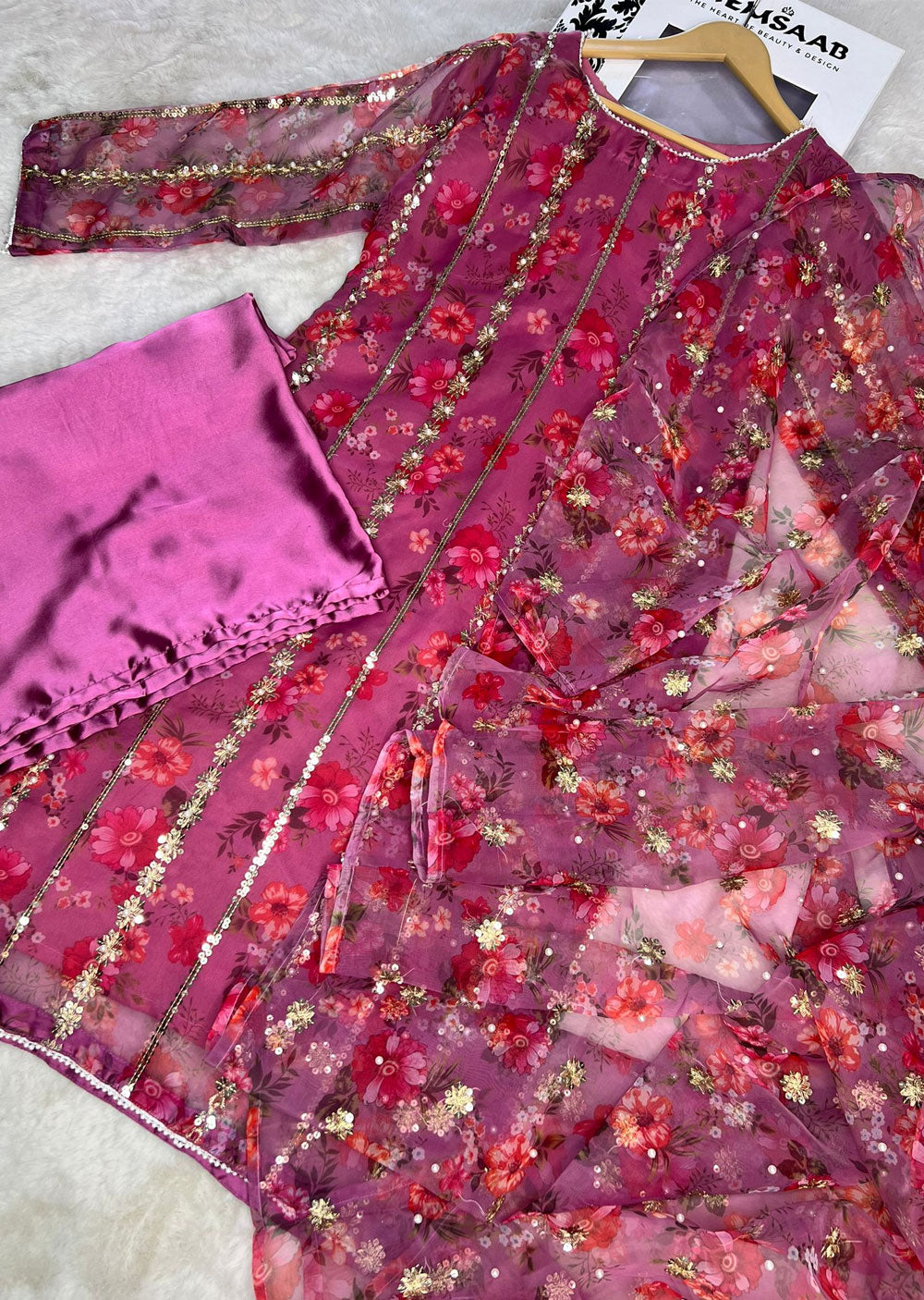 HK269 Zarifa - Lilac Readymade Organza Suit – Memsaab